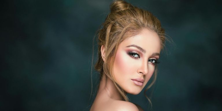 9 Portrait Lighting Setup: One, Two, & Three Light Setups