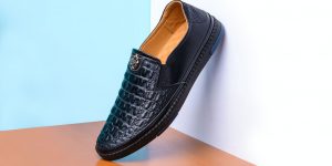 9 Shoe Photography Ideas [+16 Examples] to Style your Shoot