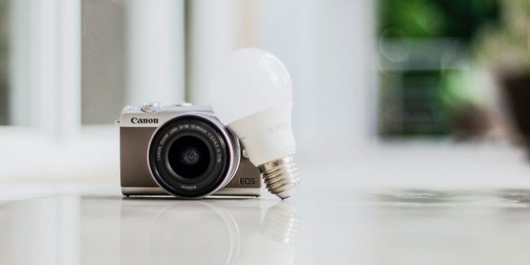 Packshot Photography Guide: Tips, Ideas and How to